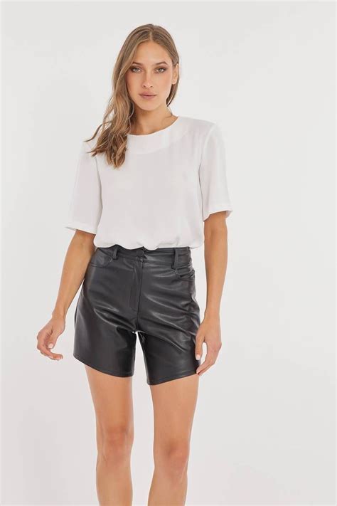 Joelle Shorts Black Mindmatter
