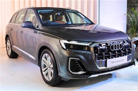 Audi Q7 Facelift Price Rs 8866 Lakh Engine Features Performance