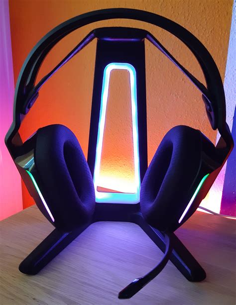 STL file Kopfhörer Halter Headset Stand Headphone Stand RGB D printer design to
