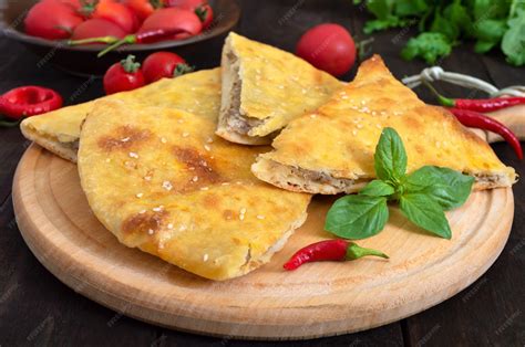 Premium Photo Kubdari Meat Pie Georgian Flatbread