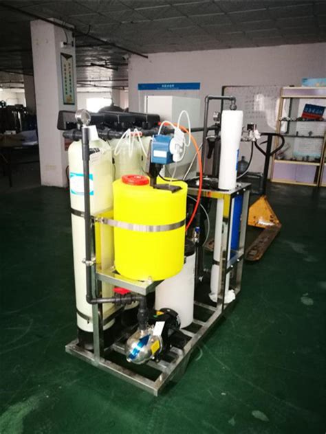 Solar Powered Automatic Water Purification System