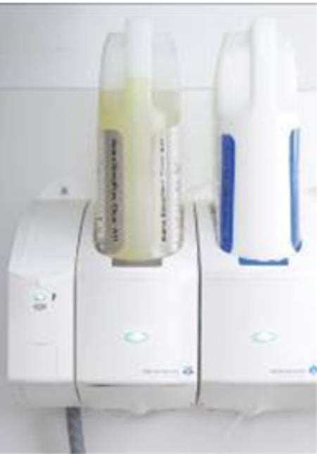 Suma Revoflow De Diversey Pour Le Lavage Et Le Rinçage