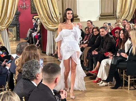 Вижте как Иван Донев и Стоян Радичев омагьосаха римската публика с моделите си Видео снимки