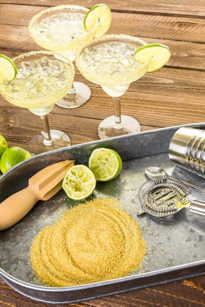 Premium Photo Classic Lime Margaritas On The Rocks