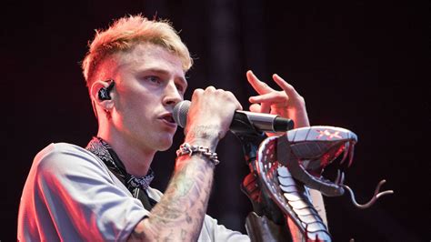 Machine Gun Kelly Responds To Eminem ‘killshot Diss Track Capital Xtra