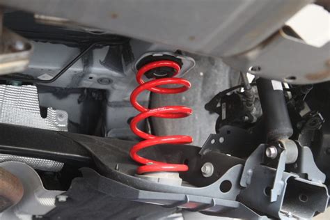 Mazda3 Bp8p Autoexe ダウンサス取り付け 四輪アライメント ｜ カー用品持込取り付け専門店 フラットフィールド ・四輪