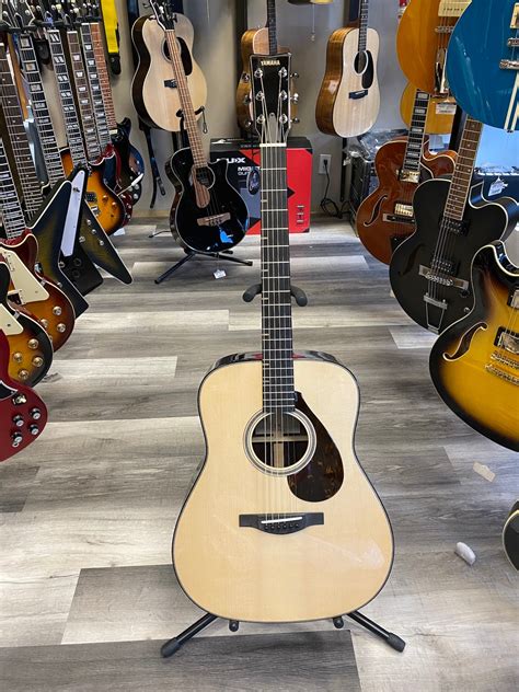 Yamaha Fg9 R Premium Acoustic Guitar Wcase Rosewoodspruce A