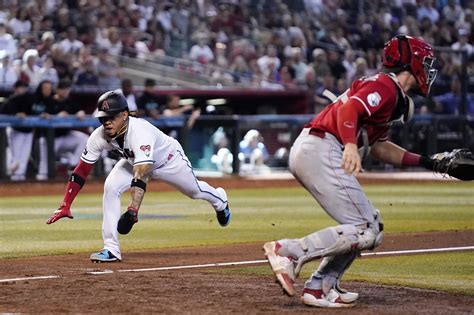 Simple Breast Cancer Classification Using Logistic Regression By Zahra Elhamraoui Python In