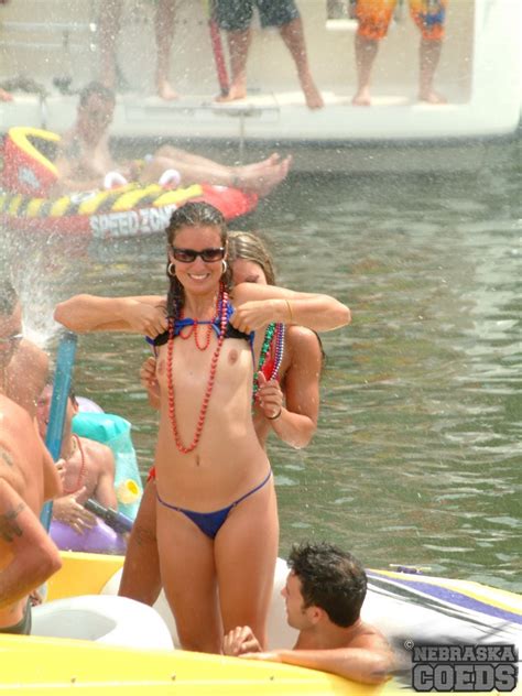 Nebraska Coeds Flashing Their Tits At Spring Break Porn Pictures Xxx