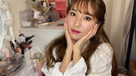 This Fan Transformed Into Twices Mina With Just Makeup Koreaboo