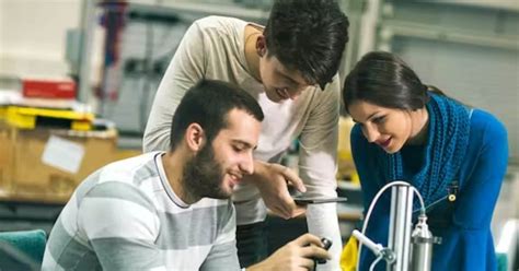 ये हैं देश के बेस्ट रिसर्च इंस्टीट्यूट टॉप 5 की लिस्ट में 4 हैं आईआईटी कॉलेज India Top