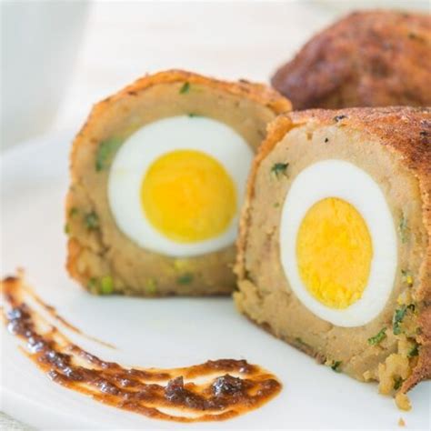 Tikka Egg Naan Wrap Eggsca
