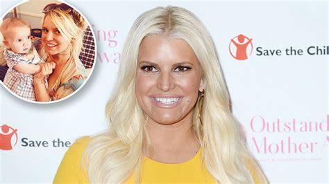 Jessica Simpson Claps Back At Troll Who Calls Out Her Nip Slip