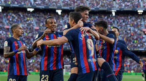 تشكيل مباراة الديربي بين برشلونة وأتليتكو مدريد في الدوري الإسباني