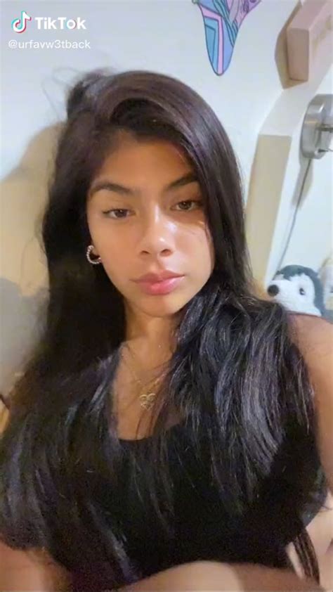 Salvadoran Woman Pretty People Women Salvadoran