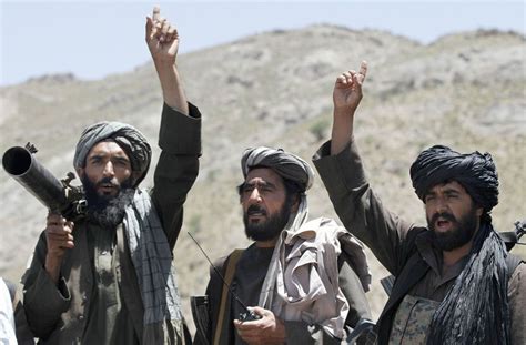 Afghanistan Dutzende Tote Nach Taliban Angriffen