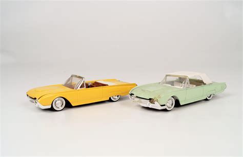 SOLIDO Lot de 10 voitures miniatures échelle 1 43e dont 1 Bentley
