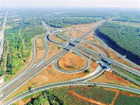 好事成双！两条高速公路通车澎湃号·政务澎湃新闻 The Paper