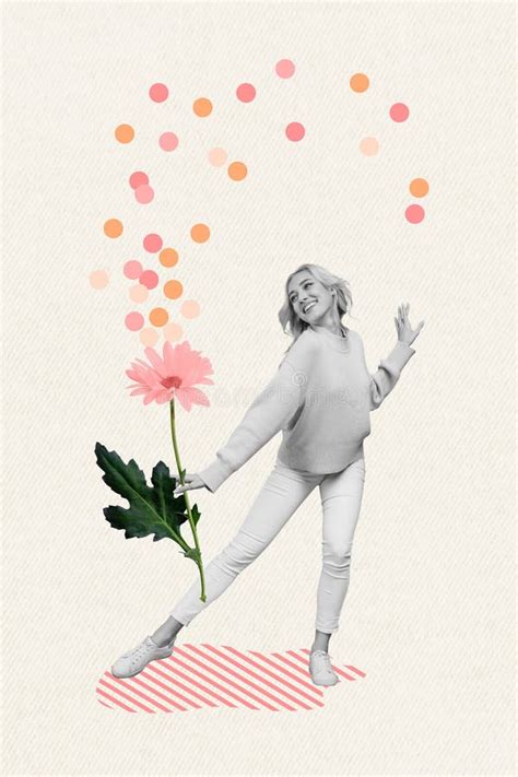 Imagen De Collage Vertical De Una Chica Positiva Entusiasmada Mano