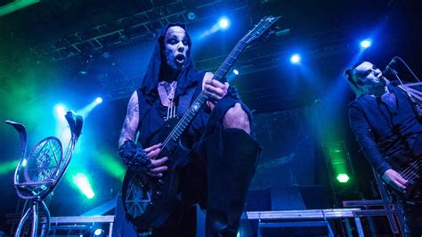 Couple Engages In Oral Sex At Behemoth Show