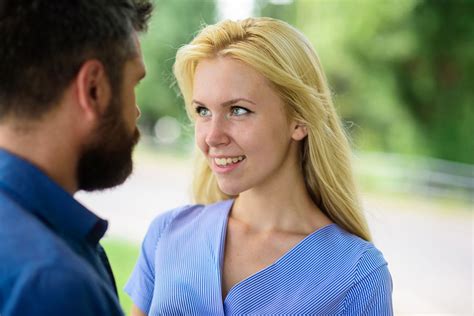 Your Use Of Tinder Is Hobbling You With Girls Girls Chase