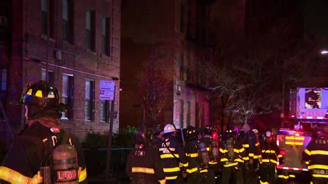 Fdny 4 Alarm Fire Breaks Out At Top Of Flatbush Apartment Building