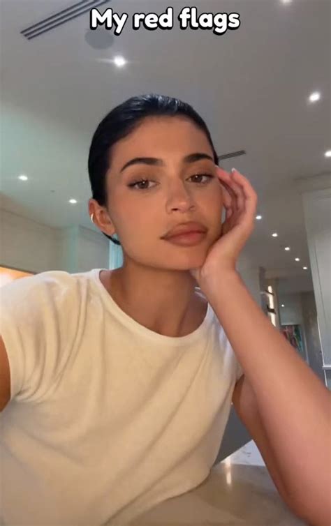 Kardashian Critics Go Wild As Kylie Jenner Hints She Does Not Tip In