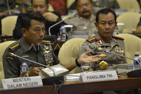 Pelaksanaan Otsus Papua Antara Foto