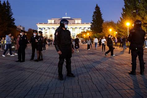 ロシアのメディアは、抗議する人は誰でも軍に徴兵されると警告している Wacoca News