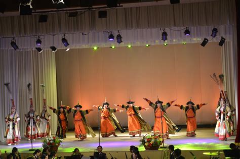 АХМАД ЭМЧ НАР ЧУУЛГЫН ТОГЛОЛТЫГ СОНИРХЛОО Удахгүй үүсэн байгуулагдсаныхаа түүхт 100 жилийн ойгоо