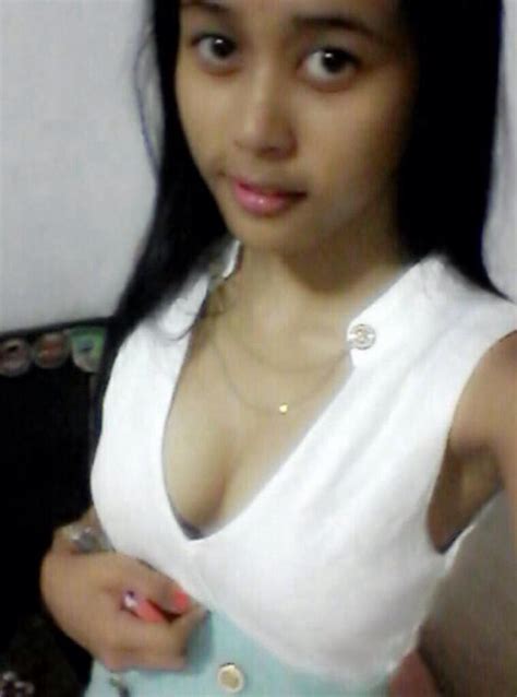 Erna Manis Toket Gede Gadis Bogel