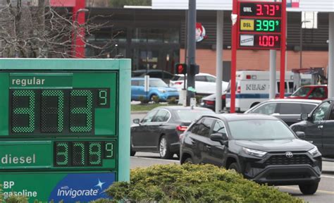 Gas Prices Rise In Greater Akron A Gallon Of Gas Jumps Another 10