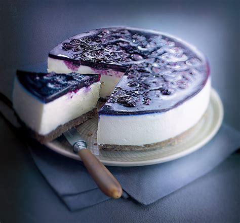 Recette Cheesecake Au Chocolat Blanc Et Aux Myrtilles Marie Claire