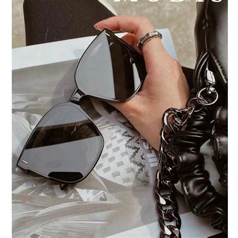 Fashion Womens Sunglasses Uv Protection Big Face Thin Round Face A