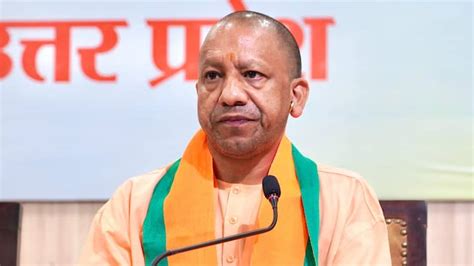 Cm Yogi Adityanath Got The Support Of All India Muslim Jamaat On The