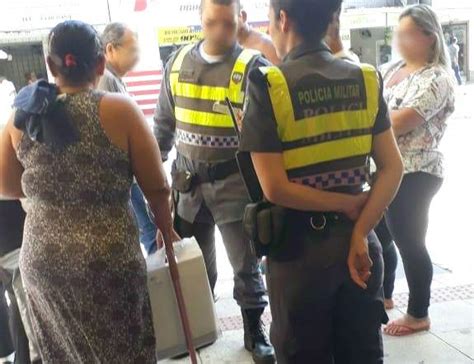 Mulher De Muletas é Presa Suspeita De Furtar Produtos Em Lojas De Cariacica