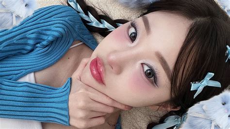 이런 화장 누가 해 인스타 좋아요 폭발하는 블루코어 메이크업🦋 웨이크메이크 소프트 블러링 아이팔레트 신상💙ㅣmincarong Youtube