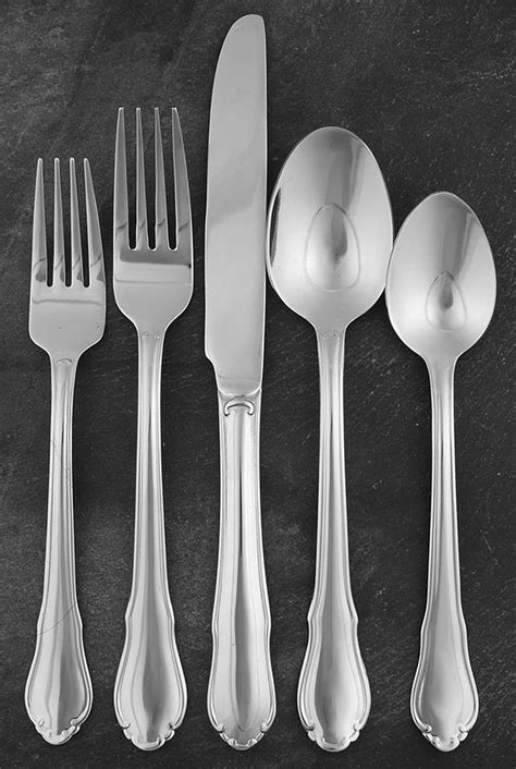 Shelby Stainless 5 Piece Place Setting By Hampton Silversmiths
