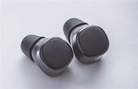 7 лучших Bluetooth-наушников до 100 долларов - ZanZ