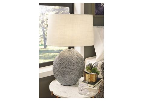 Harif Table Lamp