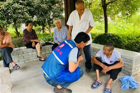 干窑镇：网格员暖心守护 助走失老人回家