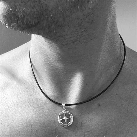 Colliers ras de cou virils originaux pour hommes stylés Collier