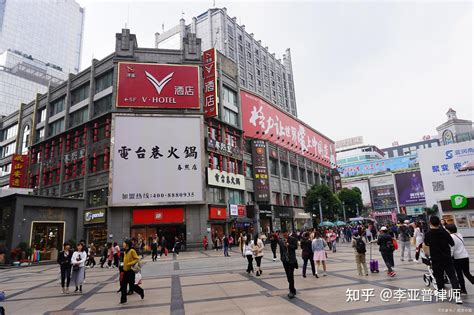 成都春熙路街拍者偷拍视频是否侵犯隐私权呢？ 知乎
