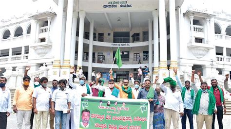 Farmers Protest Against Steep Hike In Fertilizer Prices Star Of Mysore