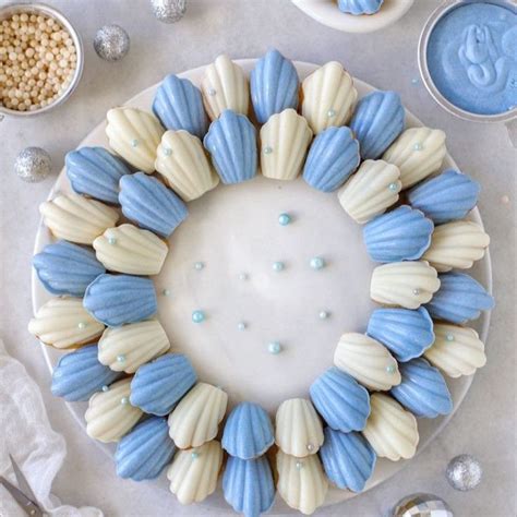 Pin By 𝐬 𝐮 𝐧 𝐫 𝐢 𝐬 𝐞 ♡⃗ On ` Aesthetic Collection ♡ Madeline Cookies Madeleine Cake Blue