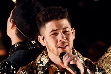Nick Jonas Had Something In His Teeth At 2020 Grammys