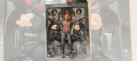 Фигурка Neca Фредди Крюгер купить в Москве Хобби и отдых Авито