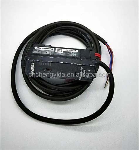 Keyence Lv 21ap数字激光传感器放大器单元，主单元，pnp新原装 Buy Keyence Lv 21ap激光传感器lv