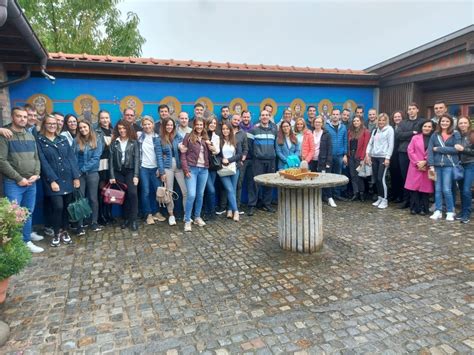 NLB DigIT DOO Informacije O Kompaniji Poslovi I Iskustva HelloWorld Rs