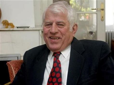 На 19 и октомври рожден ден имат